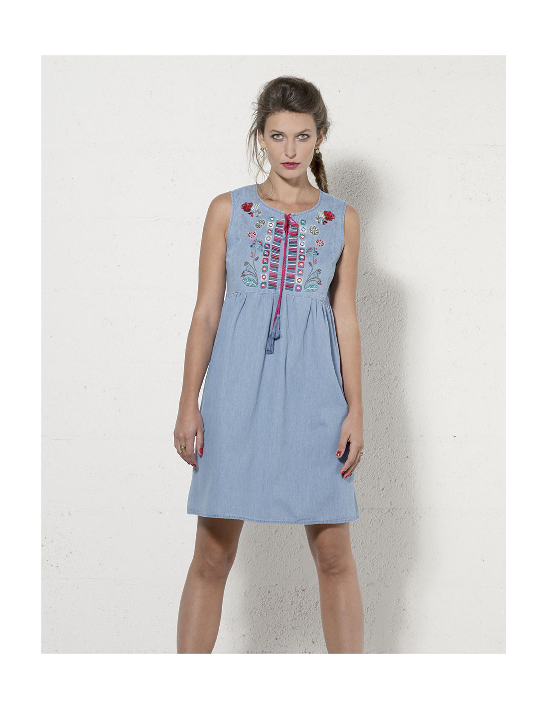 Robes brodées ethniques, robes originales pour femme